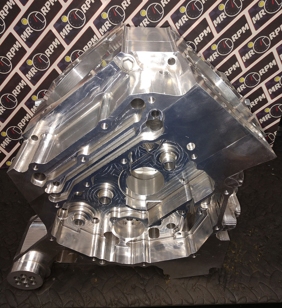 G2 BILLET ALUMINUM ENGINE CASE (VTWIN) – High Tech Powersports